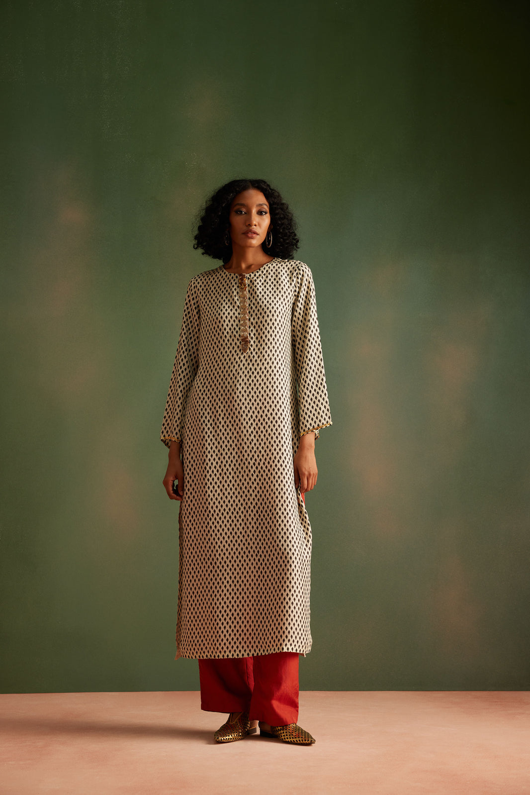 Premium Cotton Kurtas for Women | Shop Women's Kurta Online – AVACARA